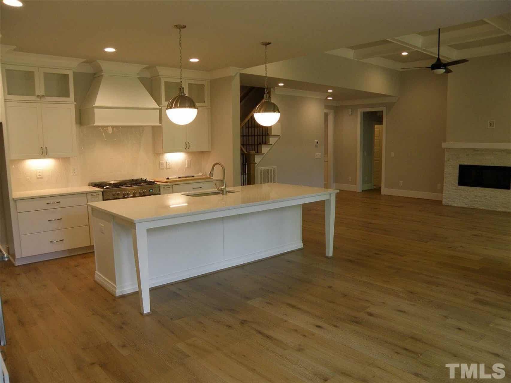 Beautiful Traditional House Floor Plan with CAD Designs