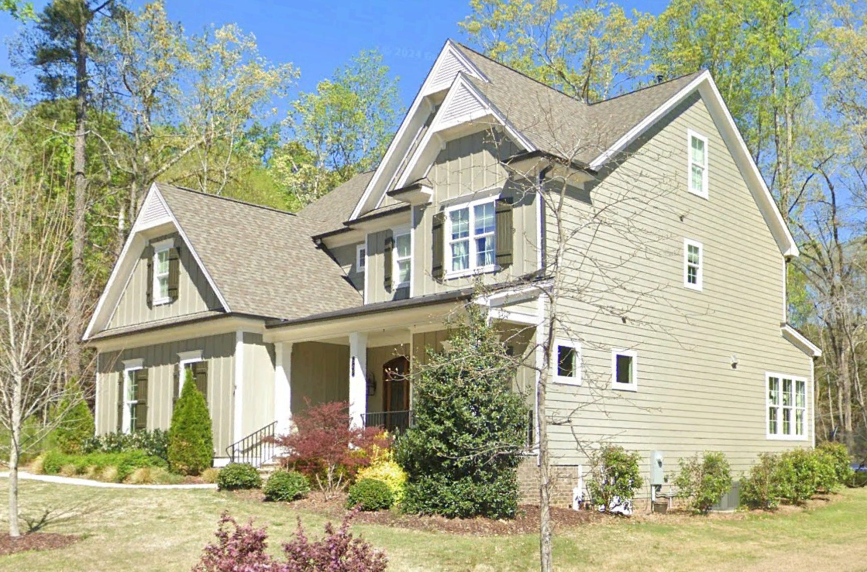 Spacious House Plan with Floor Plan and CAD Designs